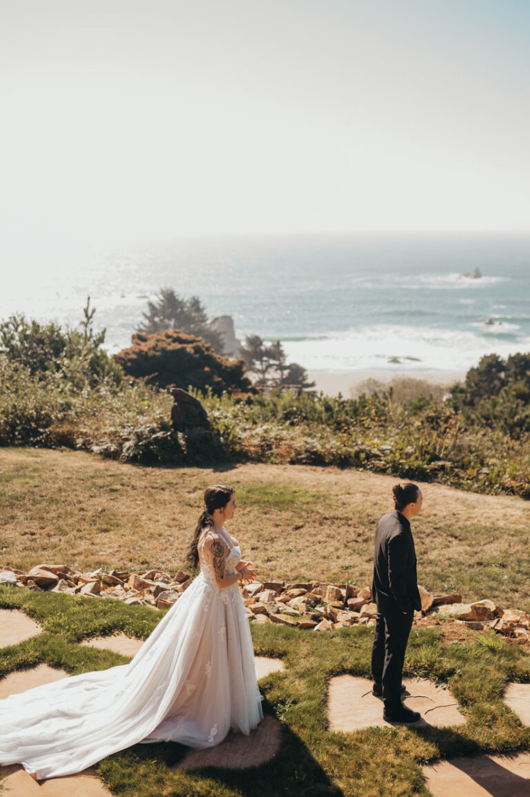 A Stunning Beach Elopement on the Oregon Coast
