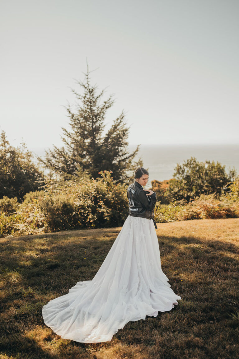 A Stunning Beach Elopement on the Oregon Coast