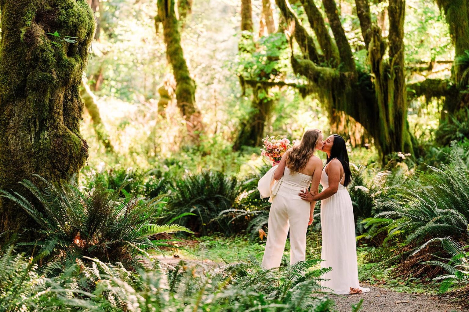A Forest-to-Beach Elopement in Olympic National Park