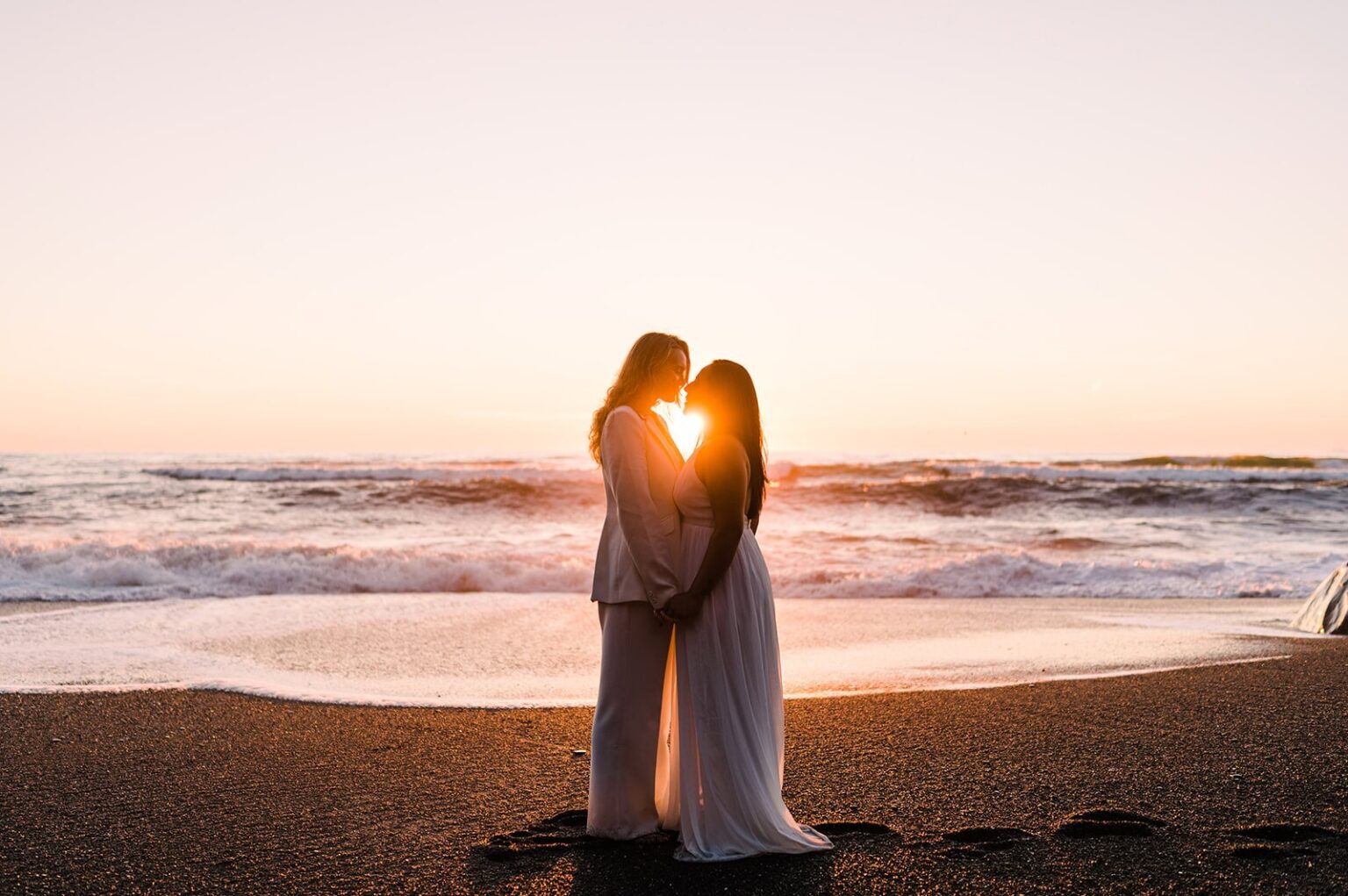 A Forest-to-Beach Elopement in Olympic National Park