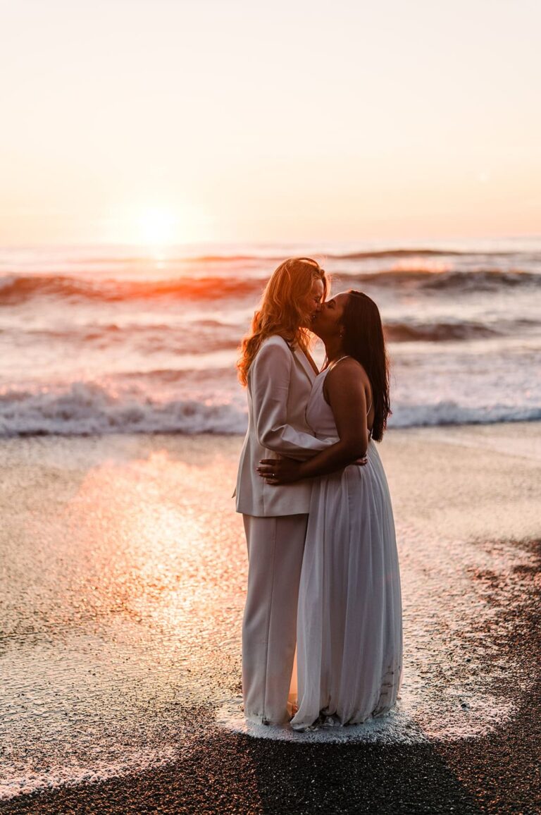 A Forest-to-Beach Elopement in Olympic National Park